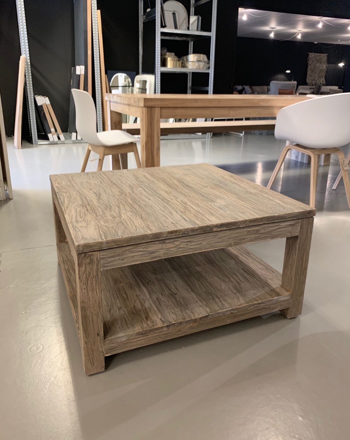 Kok teak bord 80x80 grå beis - Ølen Møbel