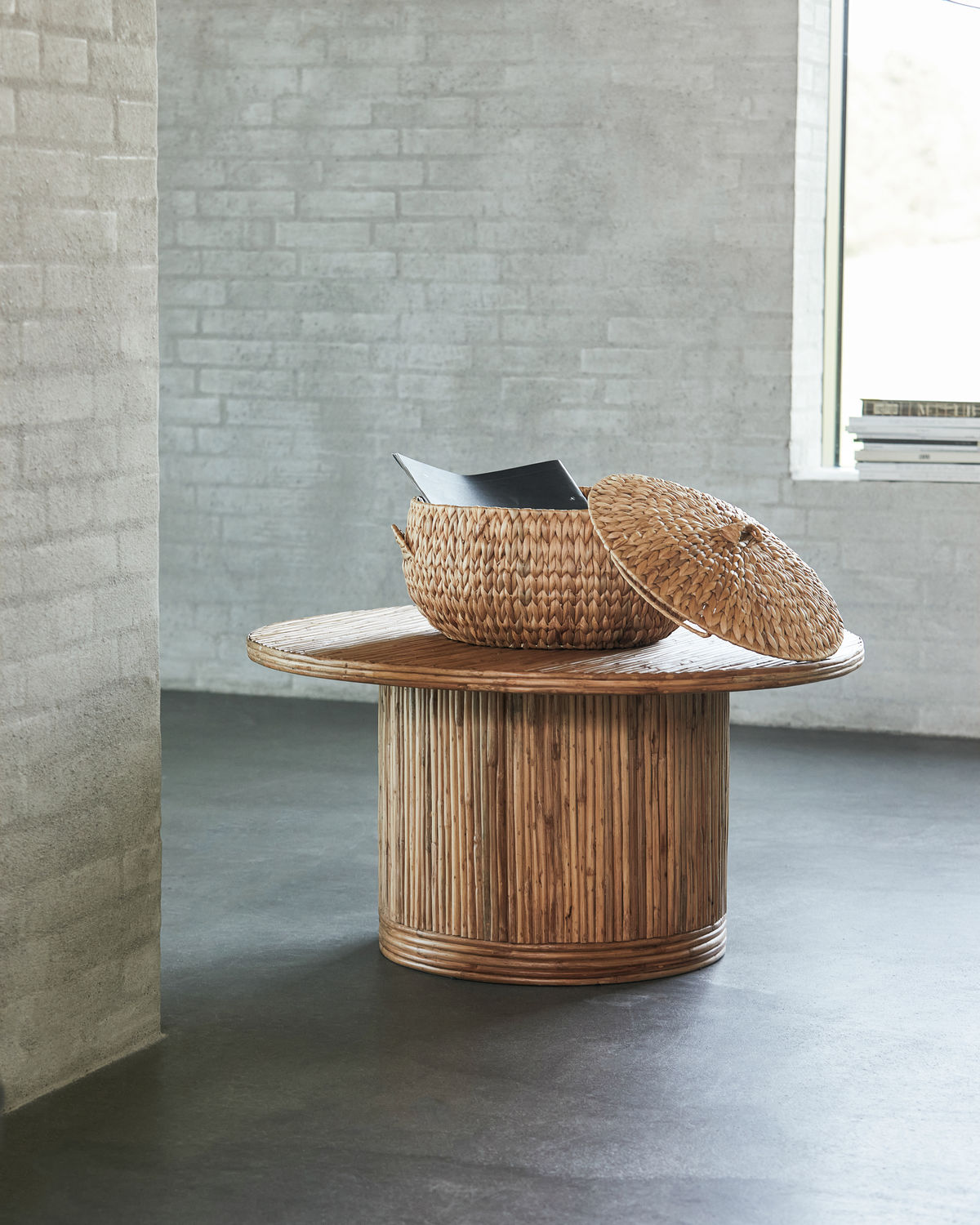 House Doctor HD Gro Rotting Coffe Table - Natur. Ø90cm. Høyde 45cm ...