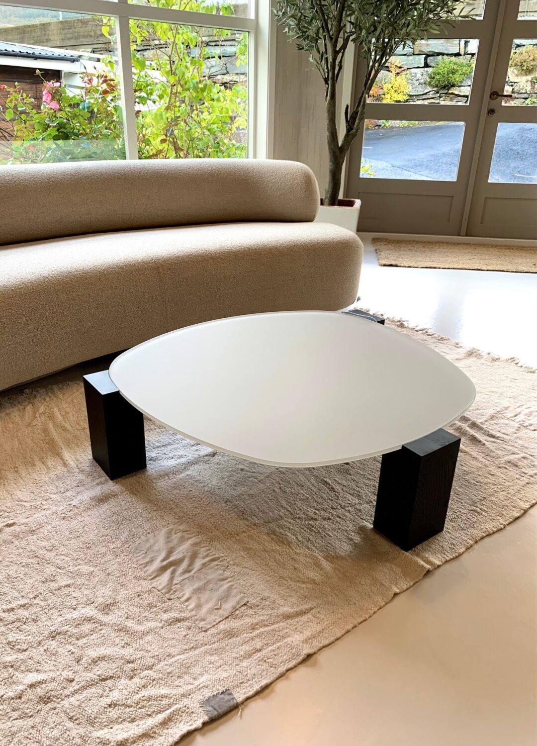 -50% Diesel by Moroso Gogan Low table Sand glass - coffe oak. 101x108cm ...