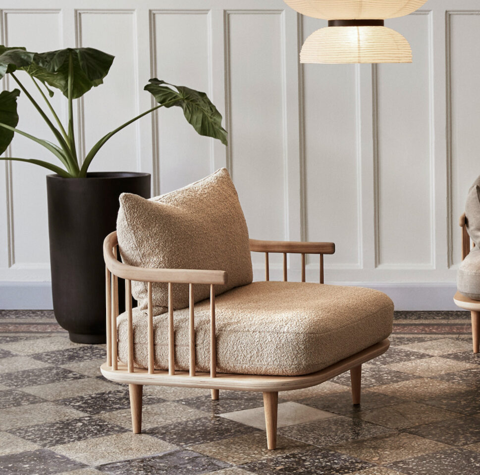 &Tradition Fly chair SC1 Oiled Oak - Karakorum 003. 87x80cm. Høyde 70cm ...