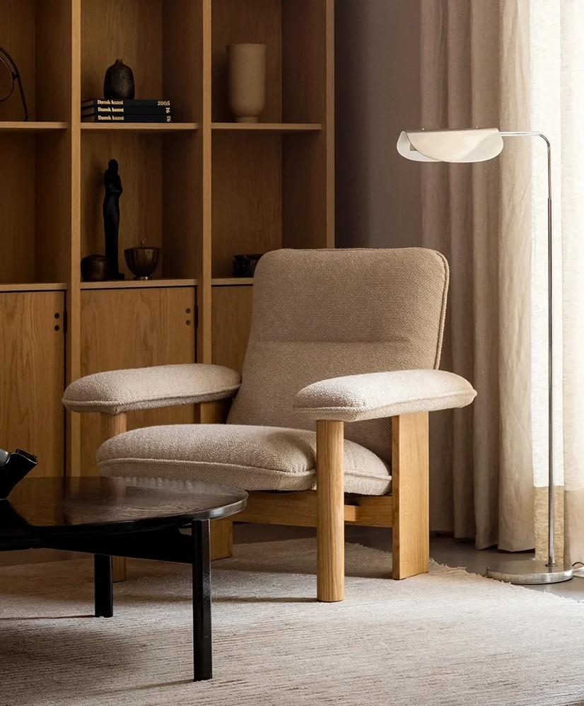 Audo Brasilia Lounge Chair - Natural Oak - Boucle 02 - Ølen Møbel