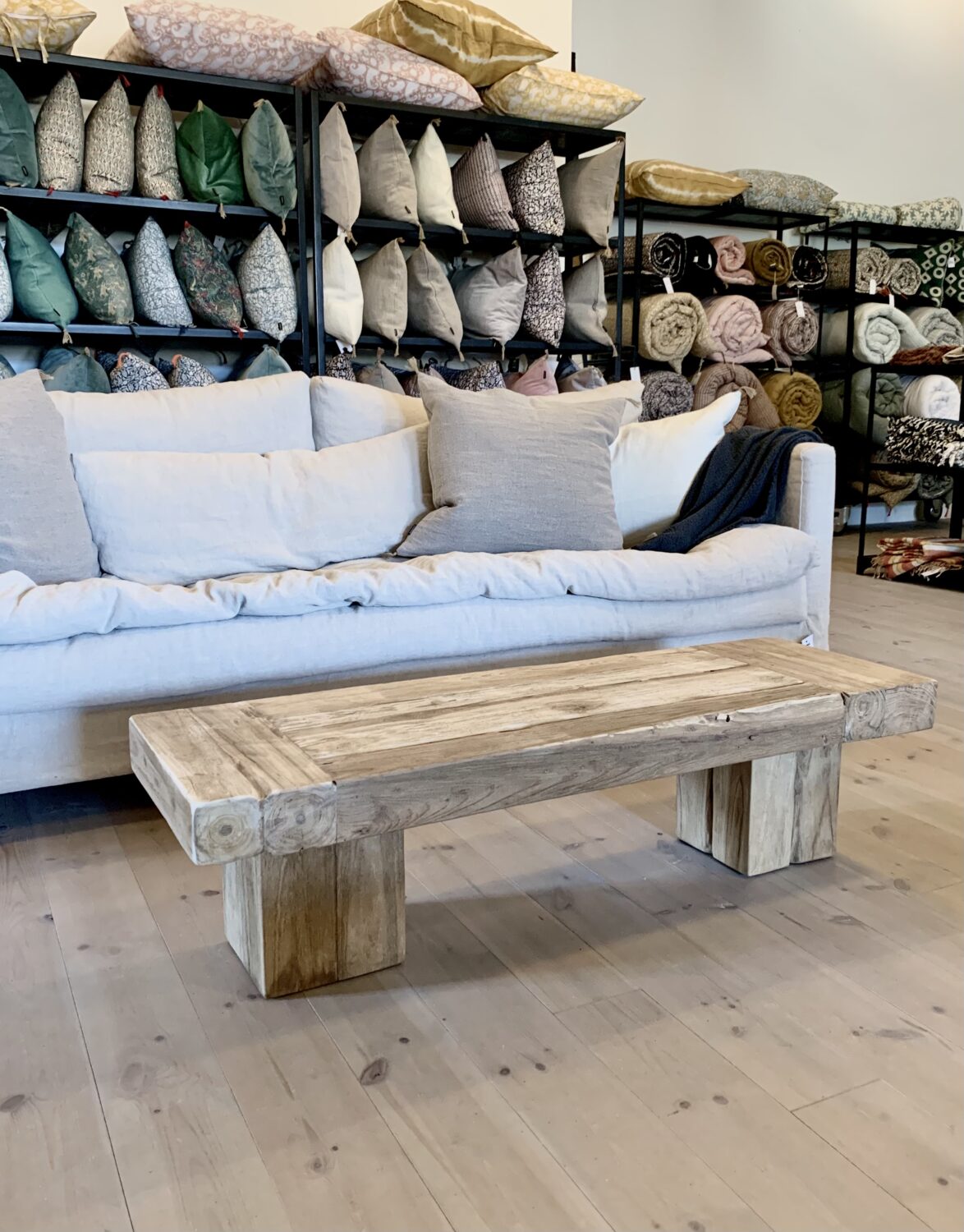 Vintage teak bord. 120x40cm. Høyde 33cm. - Ølen Møbel