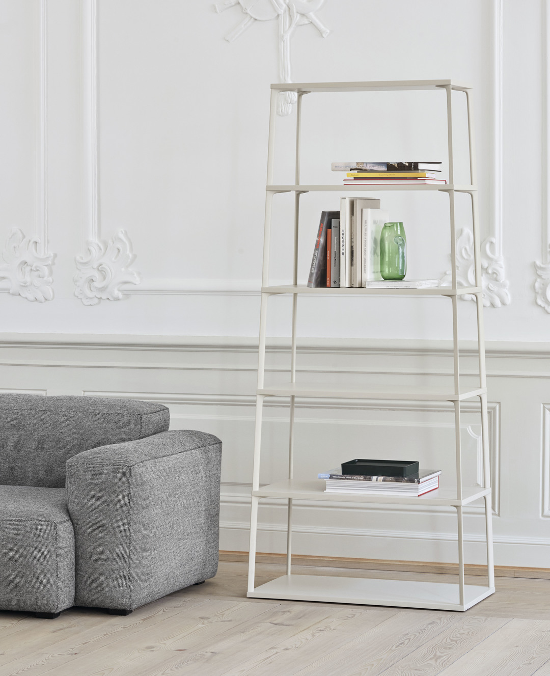HAY EIFFEL SHELF - WARM SAND. 80X49cm. Høyde 182cm. - Ølen Møbel